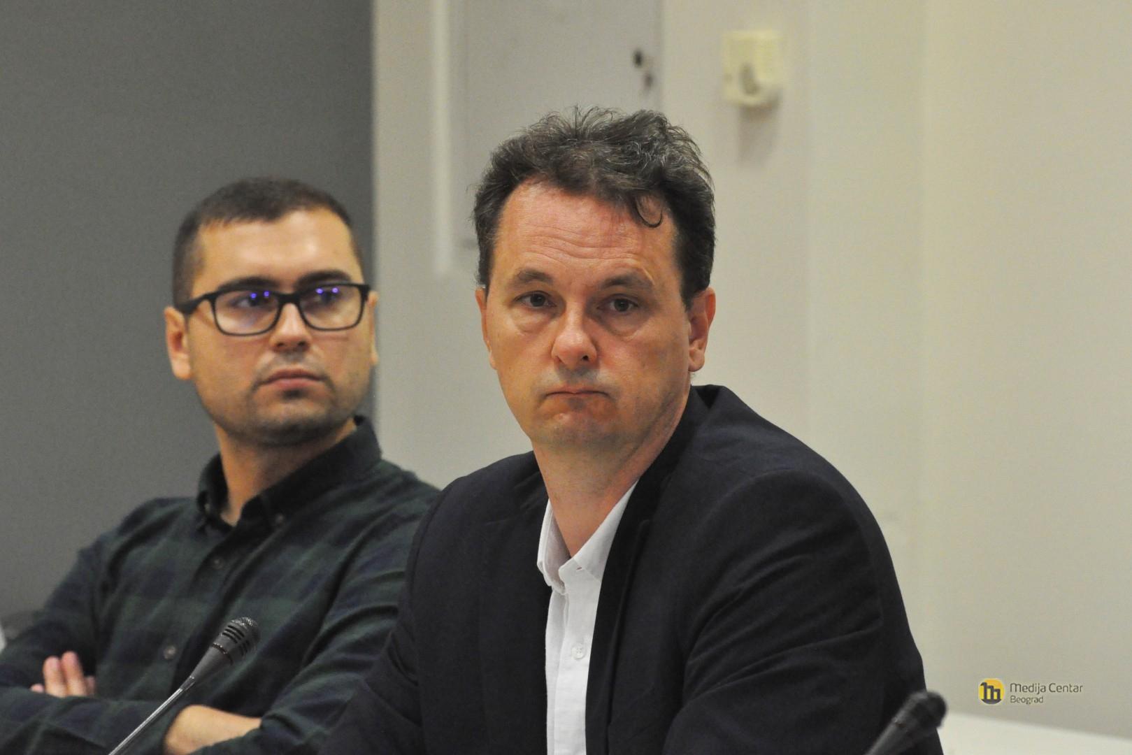 "Prosveta na popravnom ispitu"